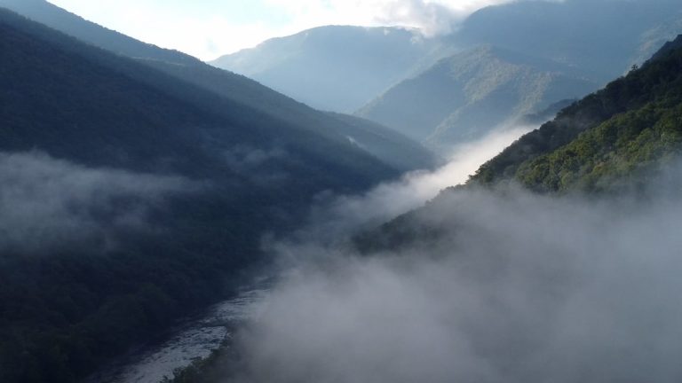 Guide: Floating the Nolichucky River (Tubing) • Take Me to Tennessee