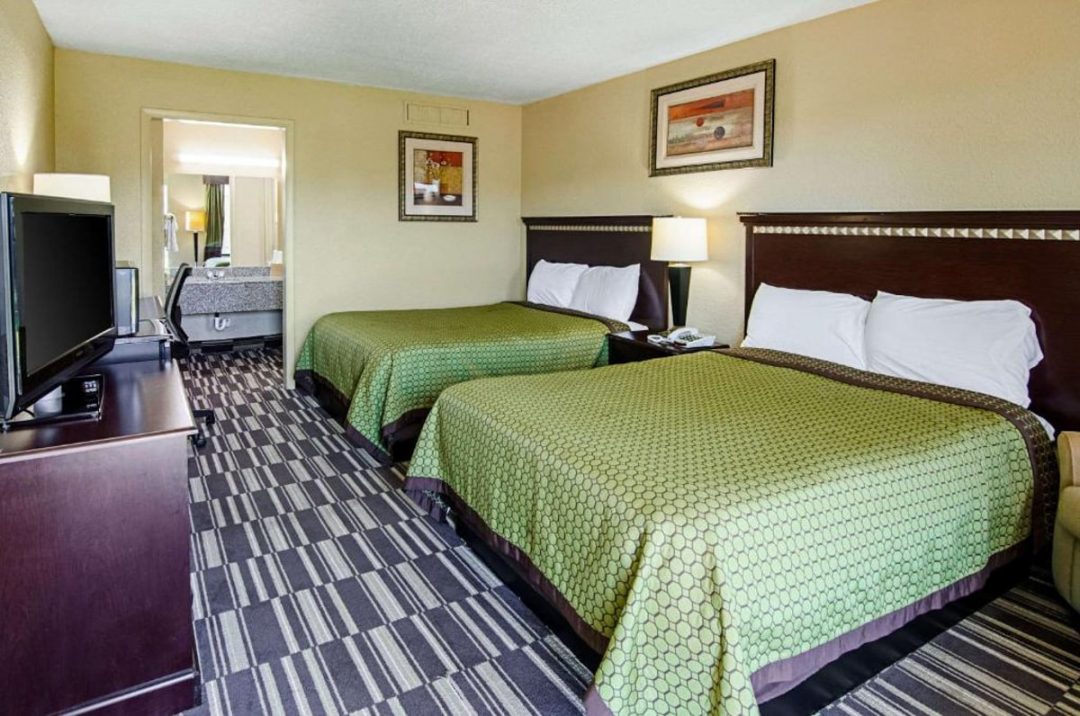 9 Best Hotels in Bristol, Tennessee-Virginia (Where to Stay)