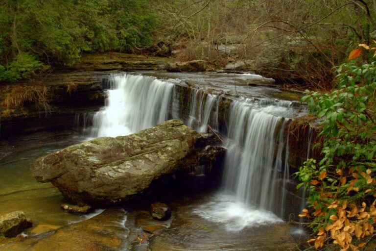 8 GORGEOUS Waterfalls to Visit Near Nashville (Middle TN)