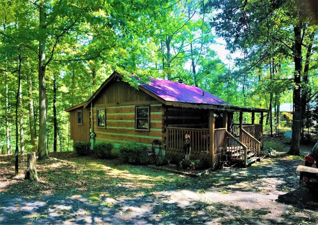 Christmas in The Smoky Mountains: A Guide for the Holidays