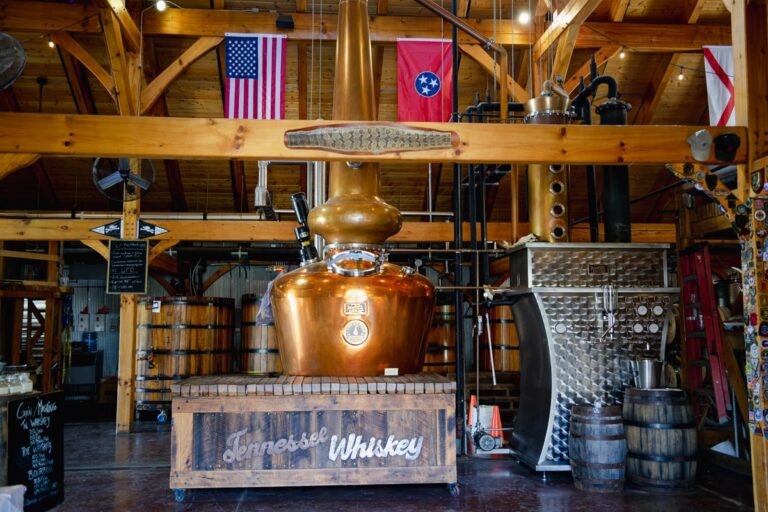 The Ultimate Guide to The Best Distilleries in Tennessee