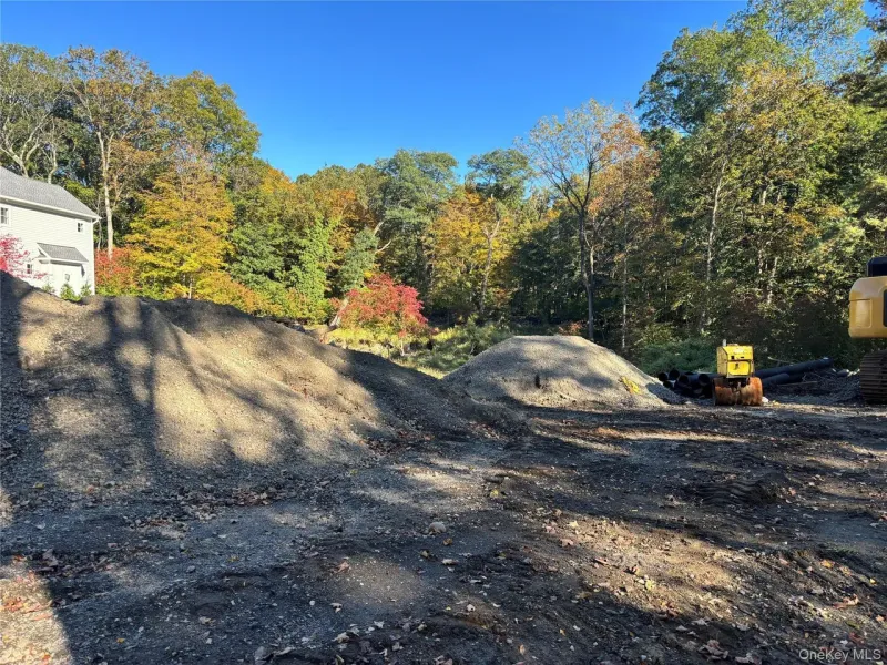Most Drivers Don’t Know the Chilling Stories Behind These 9 New York Roads