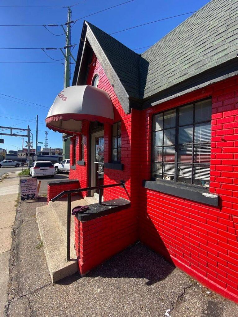 This No-Frills Michigan Burger Spot Proves Simple Food Can Be Legendary