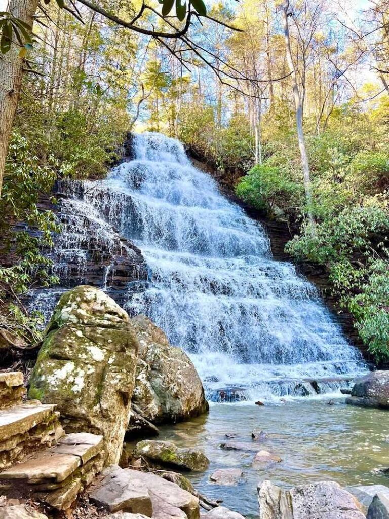 This Short Tennessee Trail Leads To A Hidden 65-Foot Waterfall In The ...