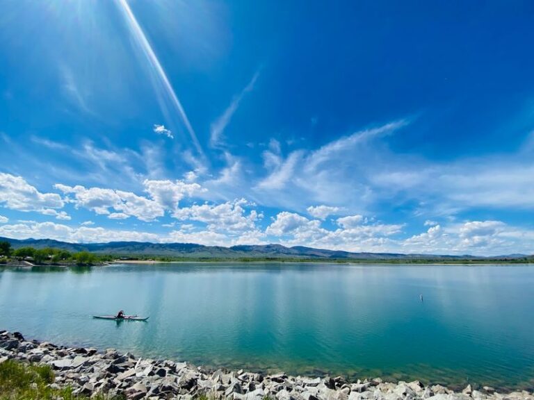 This Colorado Reservoir Delivers Beach Vibes With a Mountain Twist