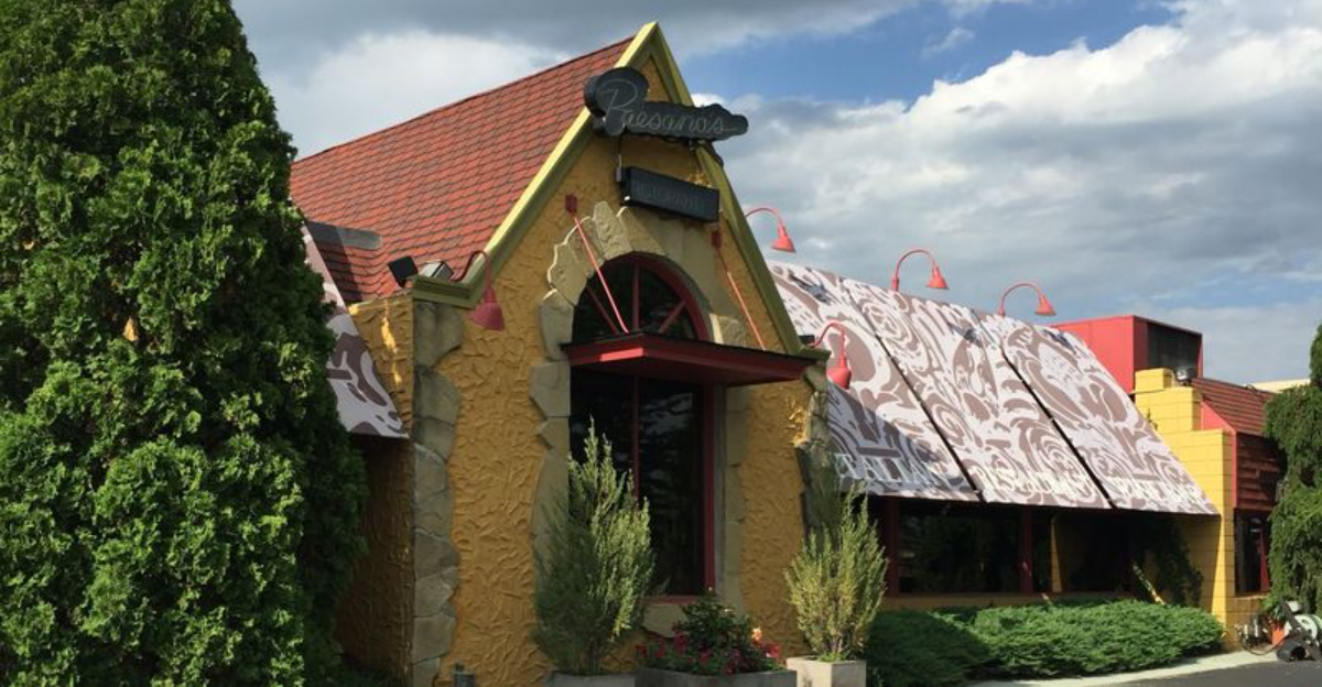 Locals Guard These 11 Michigan Italian Restaurants Like Family Recipes