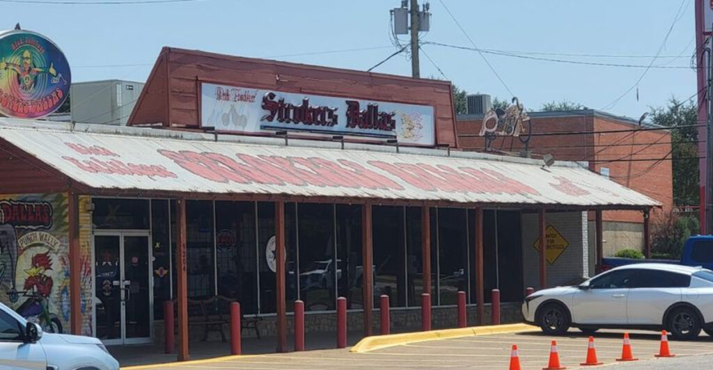This Iconic Texas Biker Bar Is Known For Its Wild Roadside Vibe And ...