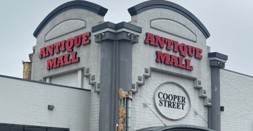 This Texas Antique Store Is So Big, It Takes Nearly All Day to Explore